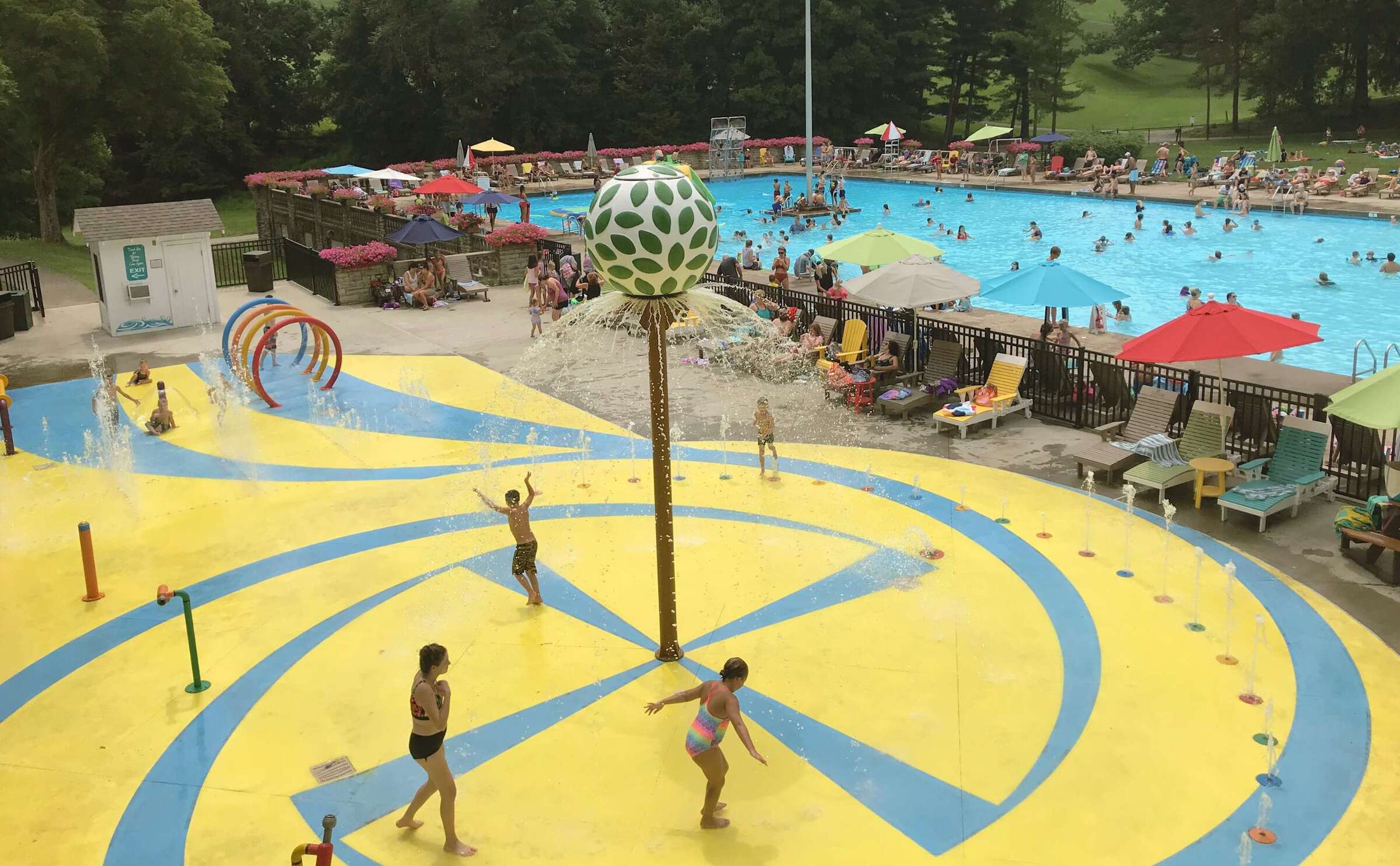 Oglebay Park Resort Swimming Pools - Wheeling, WV - Indoor, Outdoor ...