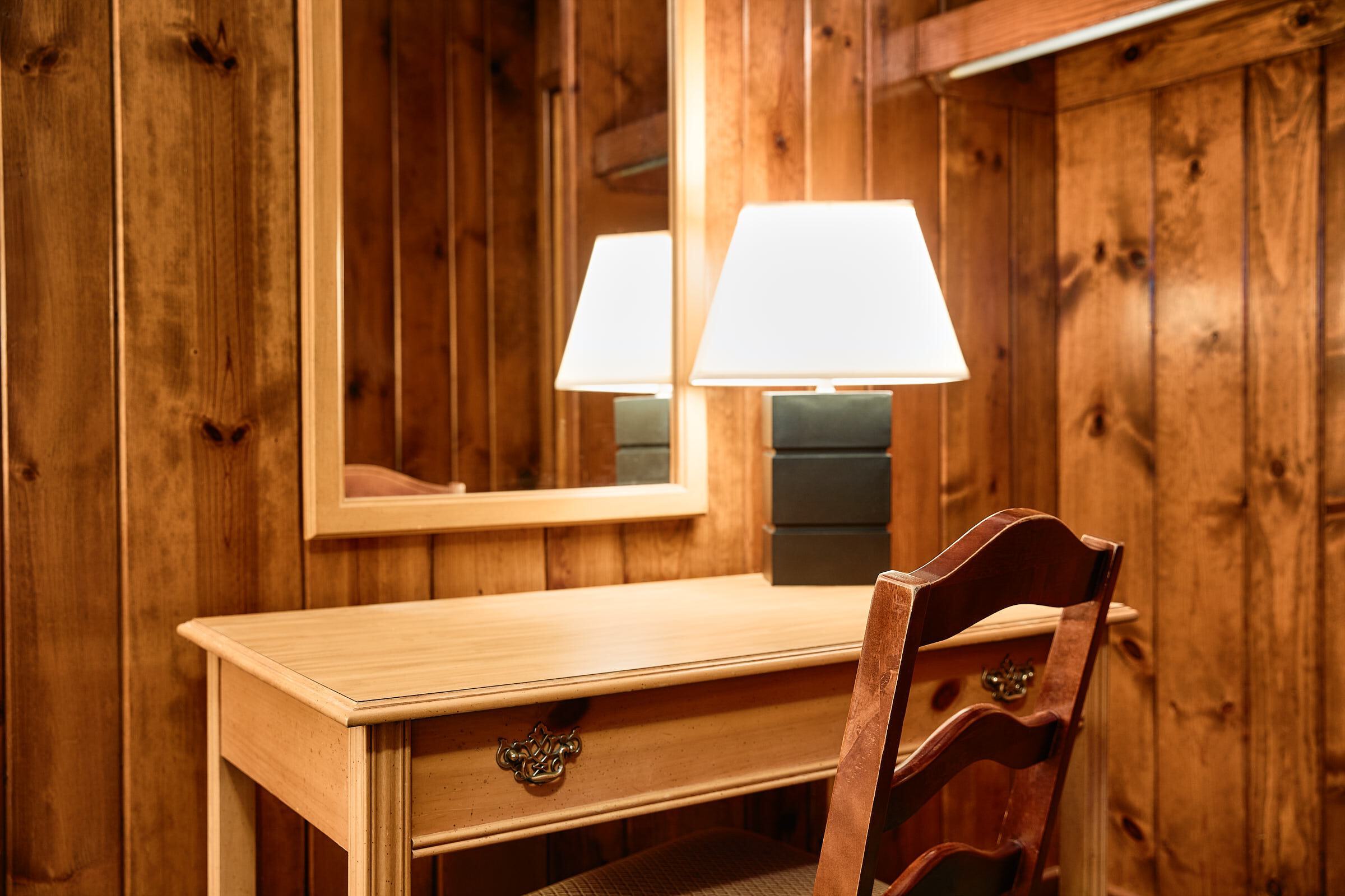 Standard Queen at Oglebay Lodge - Wheeling, WV Hotels - (fmr. Wilson Lodge)