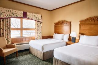 Deluxe Double Room at Oglebay Lodge - West Virginia Spa Resort w Pool ...