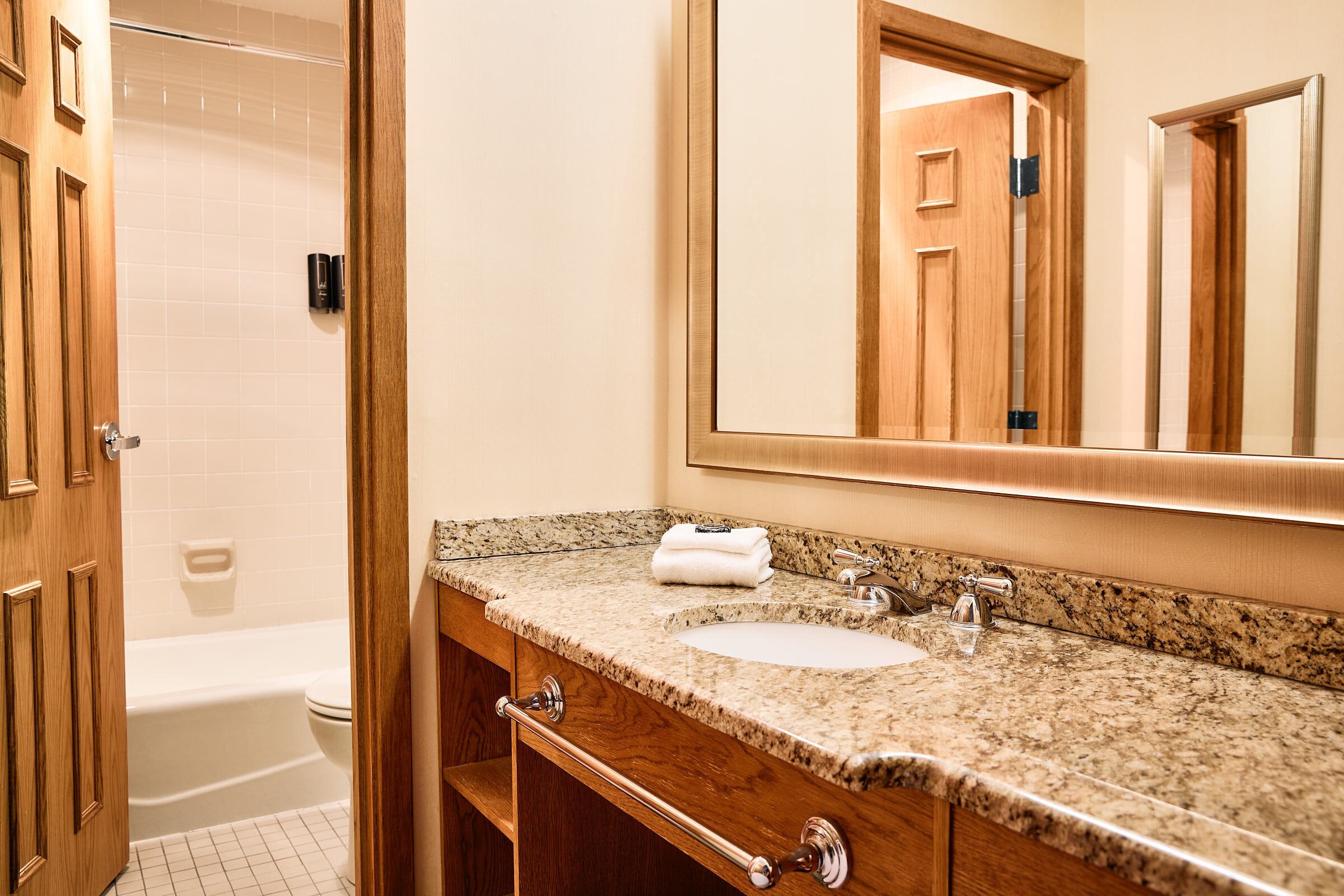 Deluxe Double Room at Oglebay Lodge - West Virginia Spa Resort w Pool ...