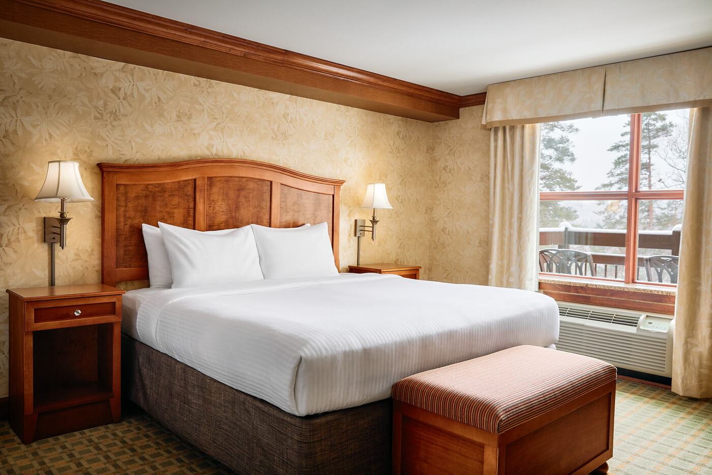 Preferred King Room at Oglebay Lodge - Scenic West Virginia Resort ...