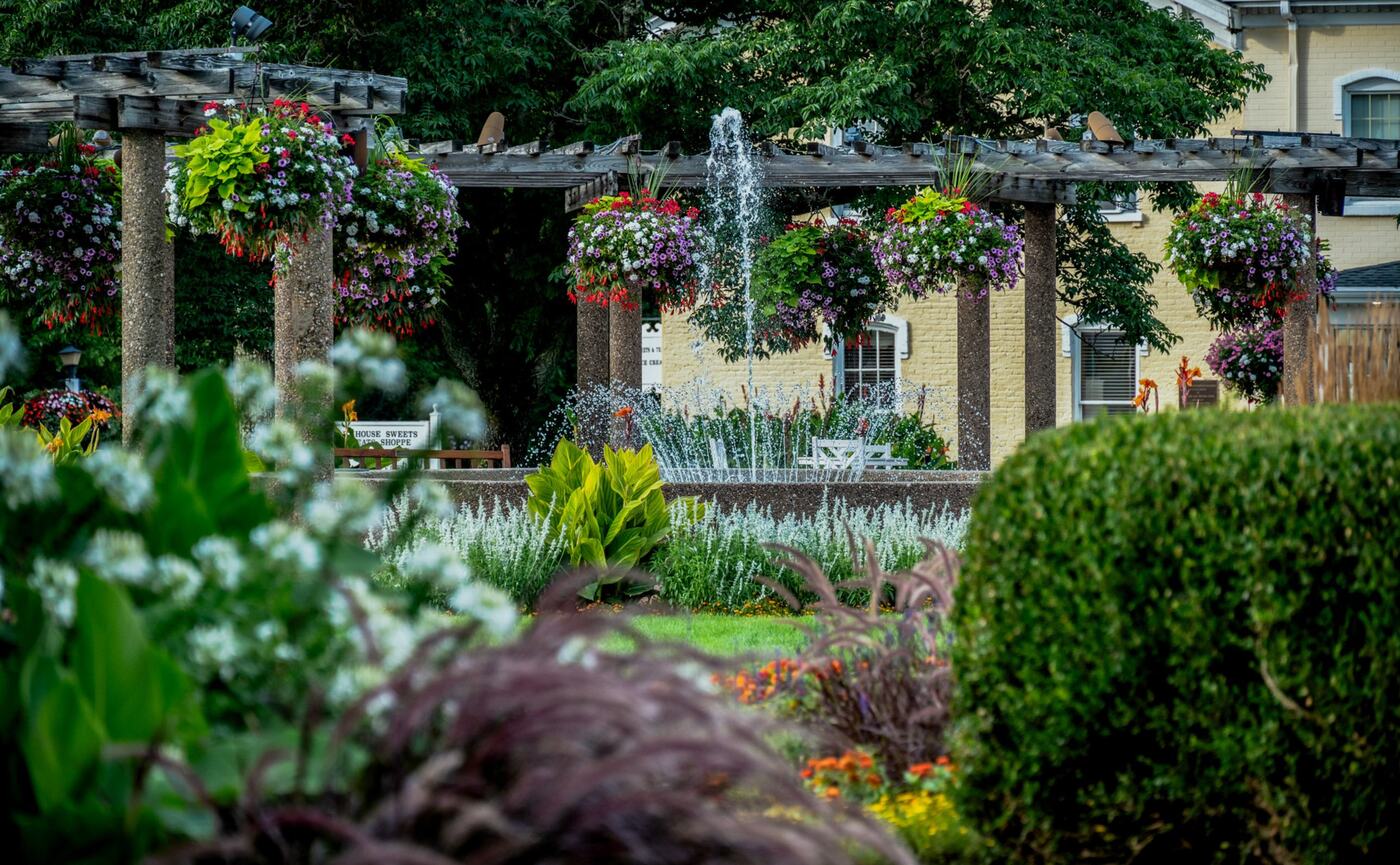 Summer in West Virginia - Best Vacation Spots to Visit - Oglebay Park ...